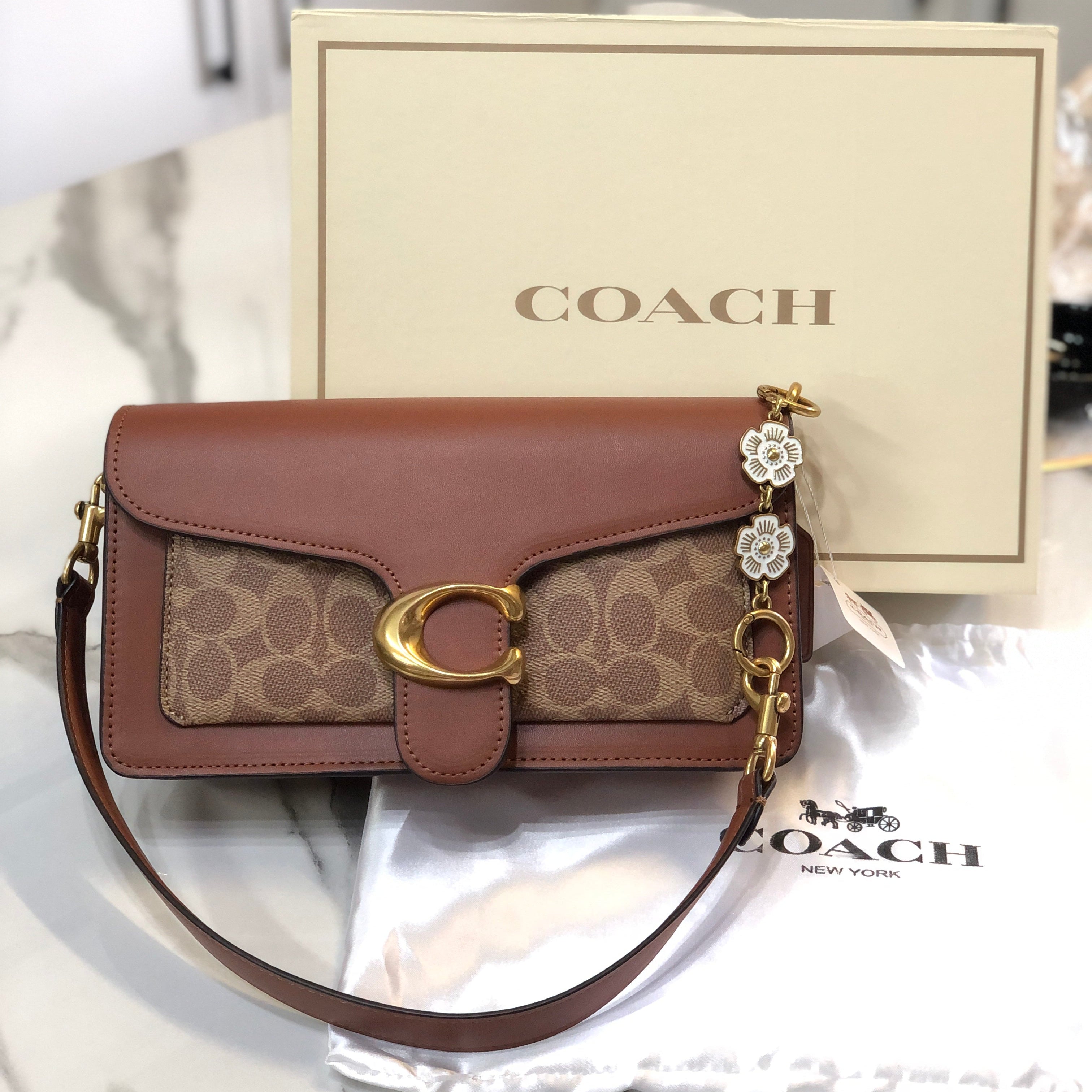 Coach – Brand By Lee